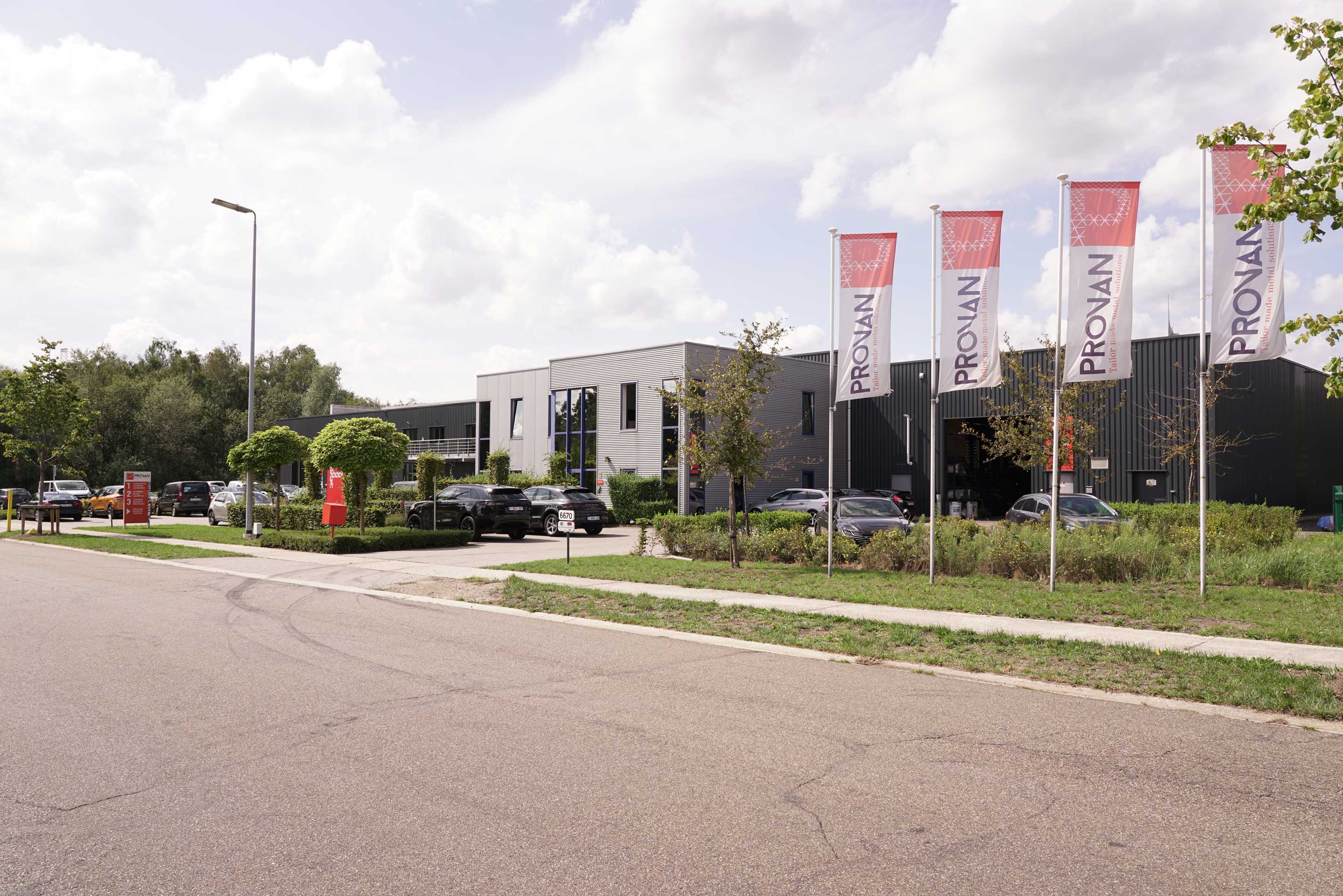 Benieuwd hoe een Factory of the Future er vanbinnen uitziet? – Provan